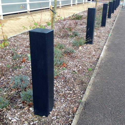 100 x 100mm square galvanised steel bollard - root fix - (BO3.MS2 ...