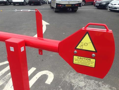 Manual rising arm barrier - (BA1.MB1) | Barricade Ltd