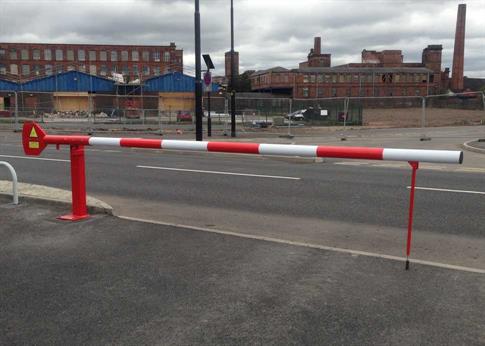 Manual rising arm barrier - (BA1.MB1) | Barricade Ltd